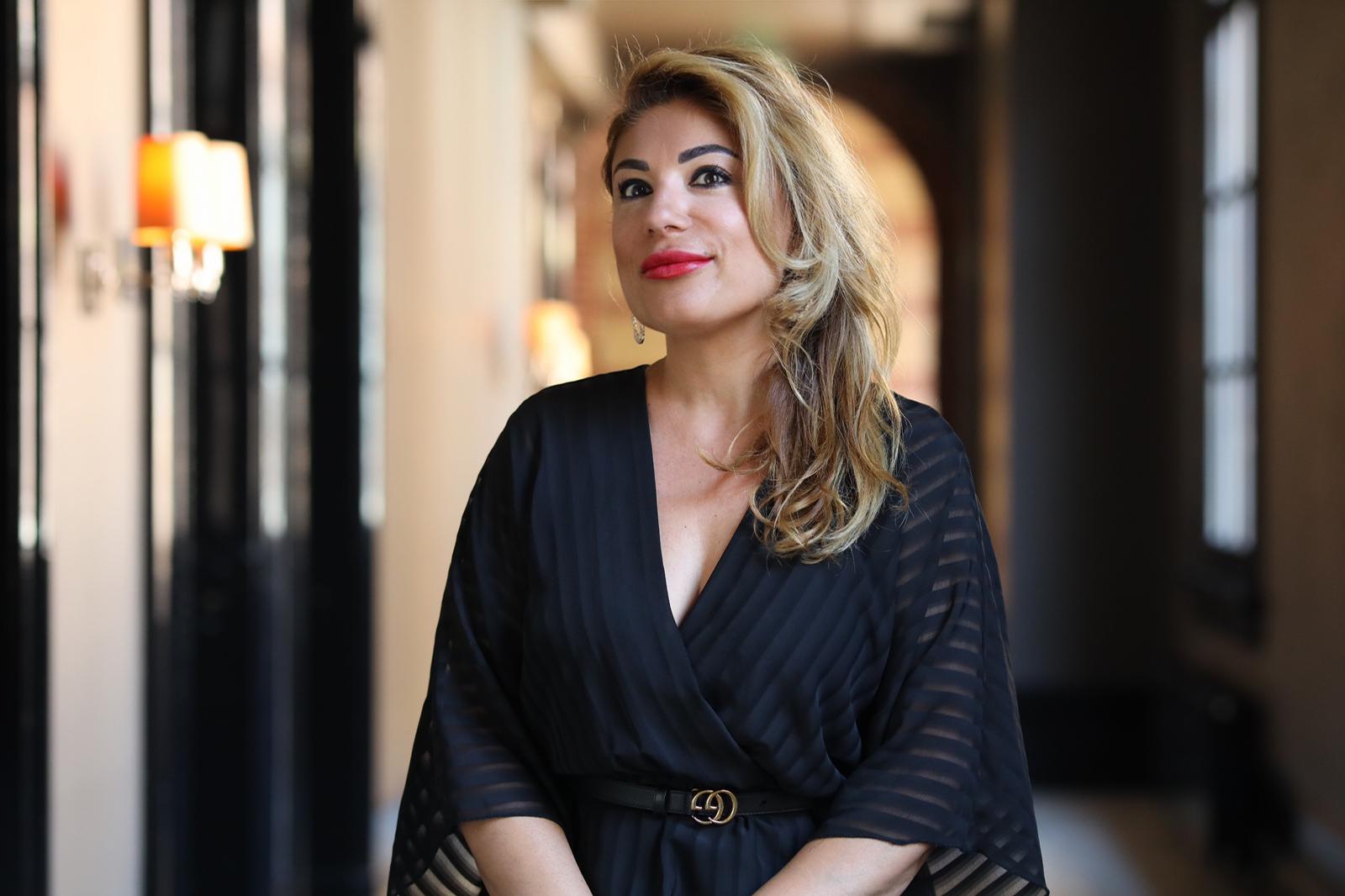 Column Yesim Candan: Waarom stellen mensen toch onbehoorlijke vragen ...